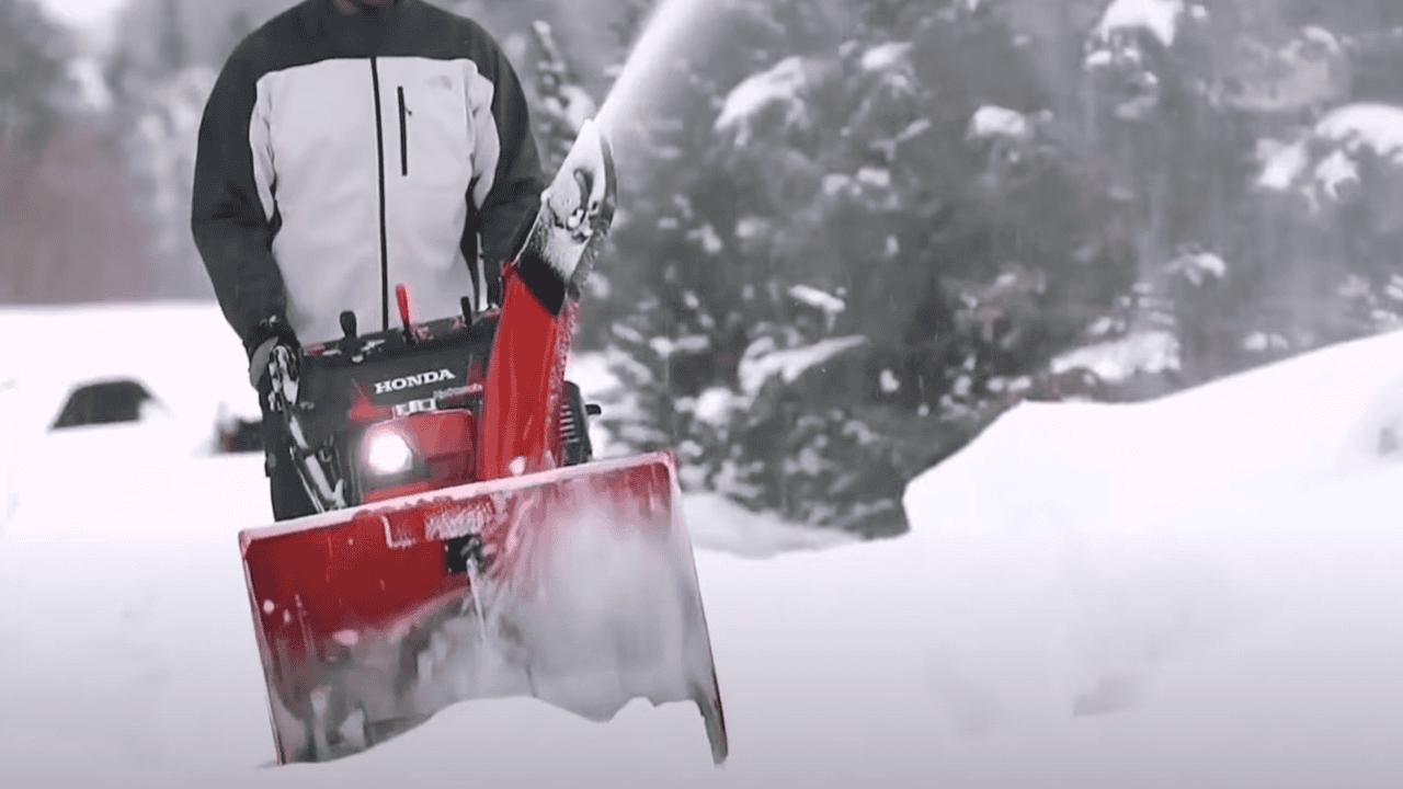 7 Features to Look for in a Residential Snow Blower - Snow Blower Choice